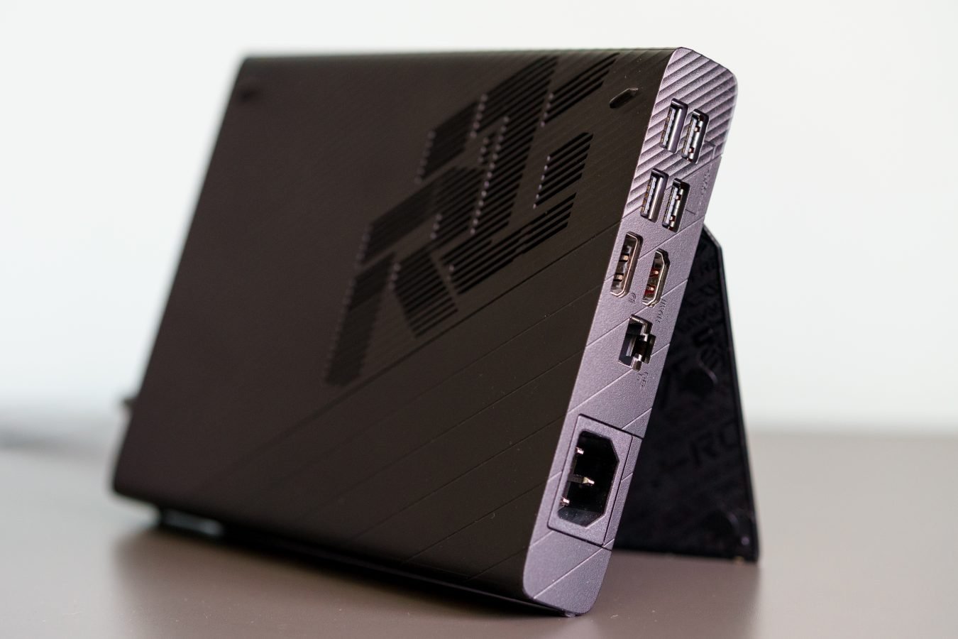 Recenzja Asusa ROG Flow X13 z zewnętrznym eGPU ROG XG Mobile