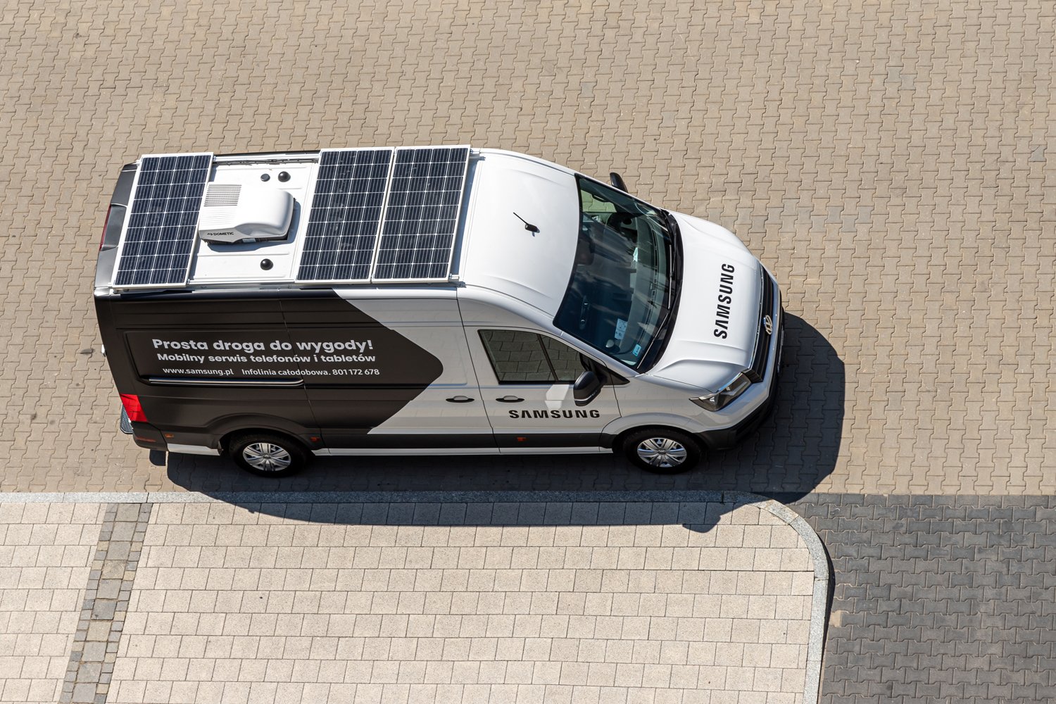 Mobilny serwis Samsunga - dzwonisz, a oni przyjeżdżają vanem