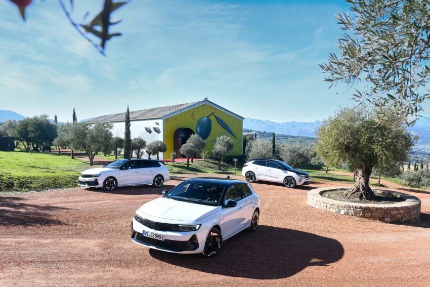 Nową hybrydą plug-in Opel Astra GSe jeździłem po Hiszpanii