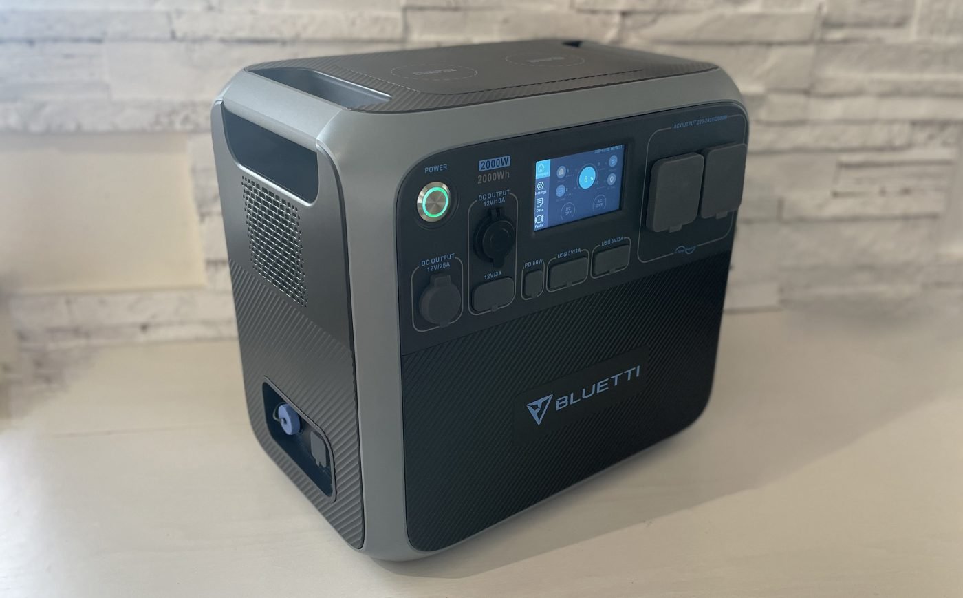 Recenzja przenośnej stacji ładowania Bluetti PowerOak AC200P