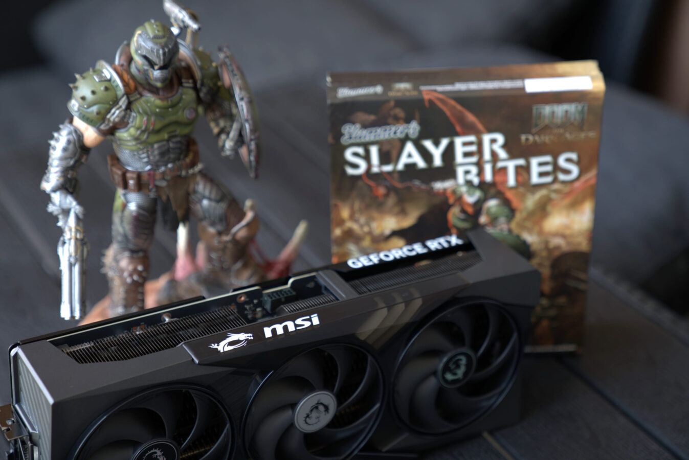 Doom: The Dark Ages i GeForce RTX 5090 32G GAMING TRIO to portal w ...